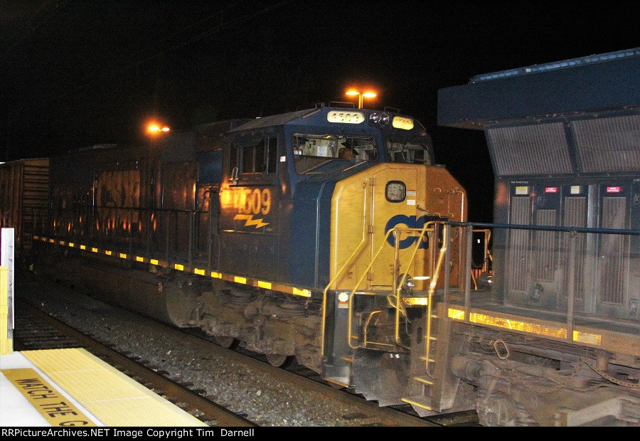 CSX 4509 on Q439